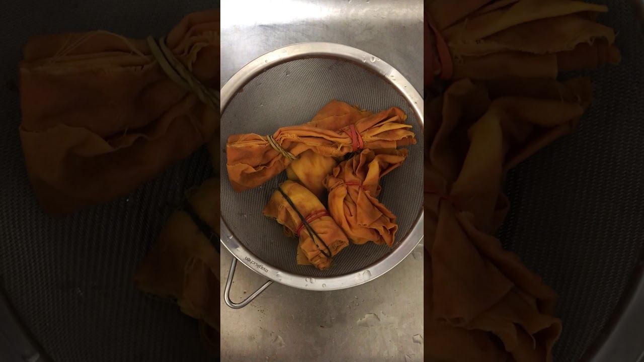 Dyeing fabric with turmeric - YouTube