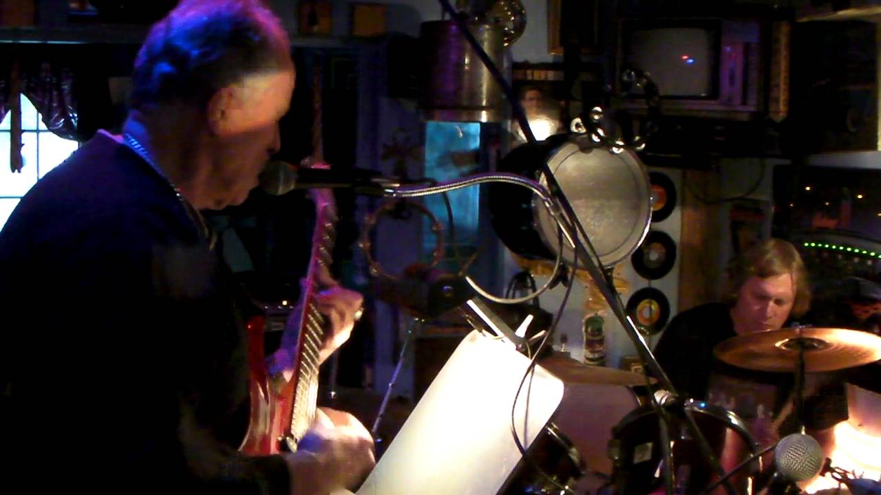 "ALL ALONG THE WATCHTOWER" (cover) Ron McVan & Dave Bartzen - YouTube