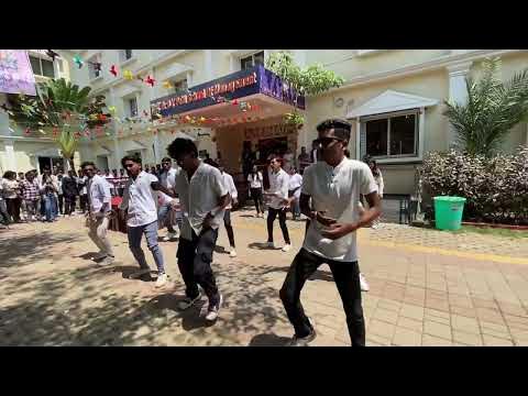 Flashmob Of AAROHAN 2K25 at Dr. D. Y. Patil School Of MCA, Lohegaon Pune part 1 - YouTube