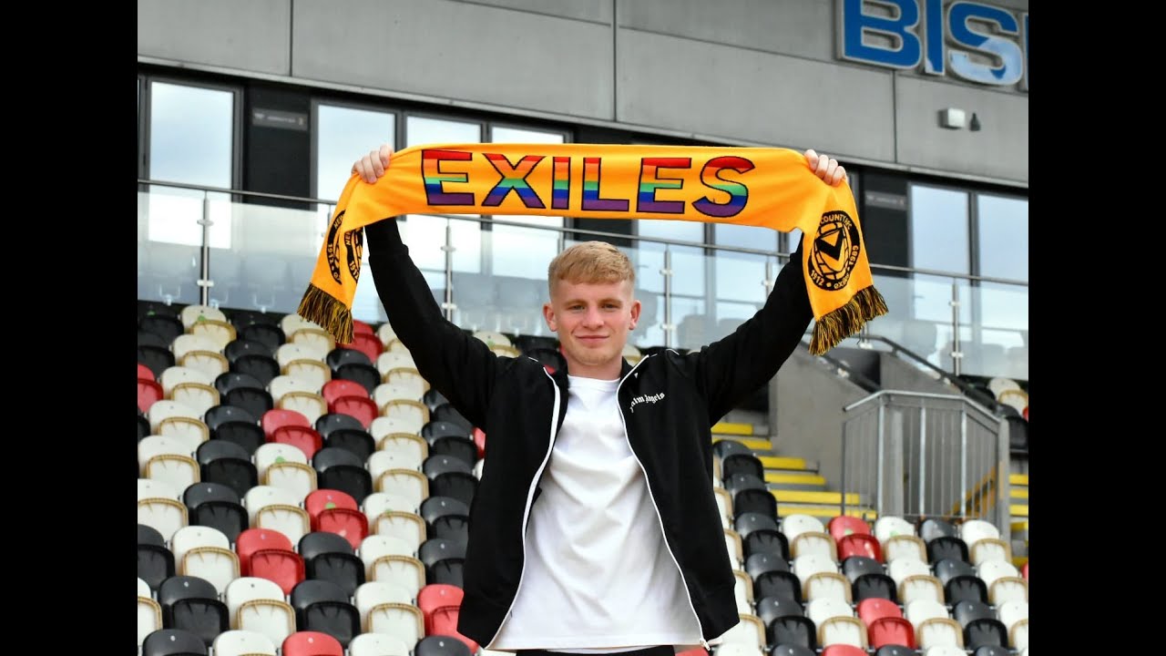 Hayden Lindley's first interview as an Exile! - YouTube