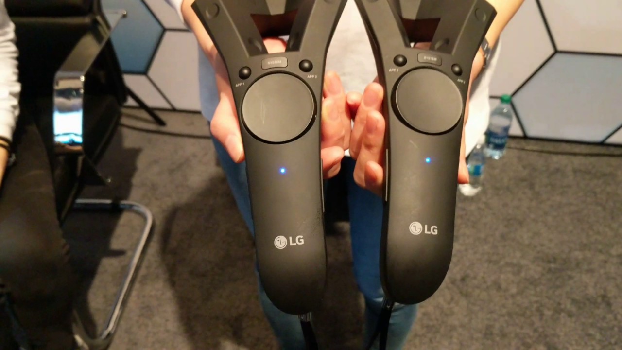 LG SteamVR Headset and Controllers at GDC 2017 - YouTube