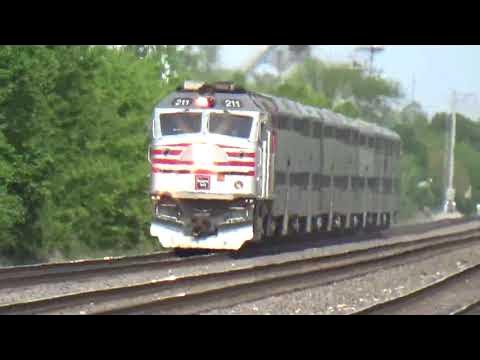 Metra #211(CB&Q Heritage) Leading an Outbound Train + Solo P42 led Amtrak CZ - YouTube