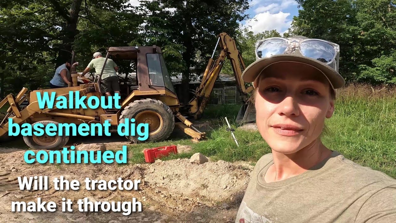 Couple Builds house in the woods Debtfree Ep30/ Smooth operator‐ Walkout basement dig with ...