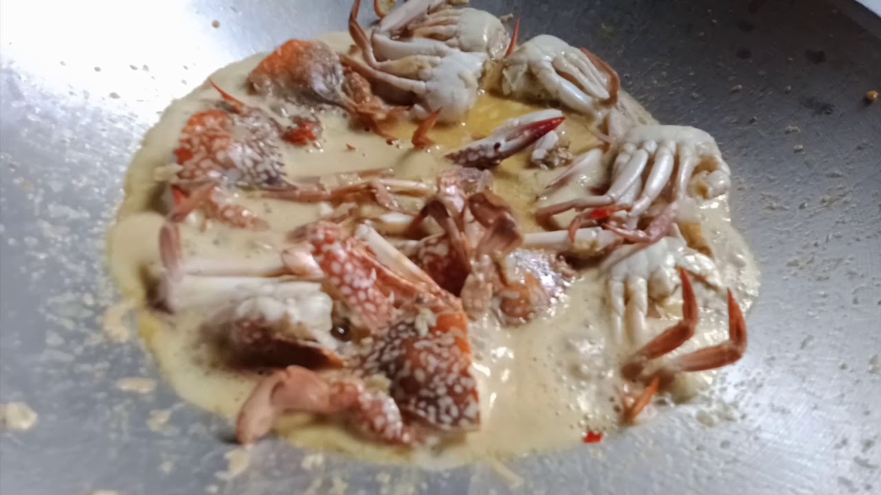 DAPUR KAMPUNG || Resep Kepiting Kuah Santan Super Lezat - YouTube