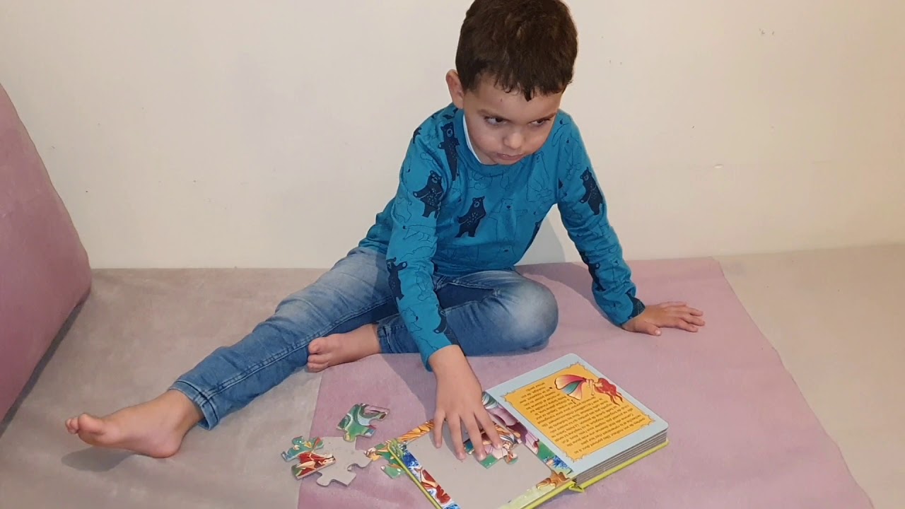 Play kids funny vidéos,kids boys - YouTube