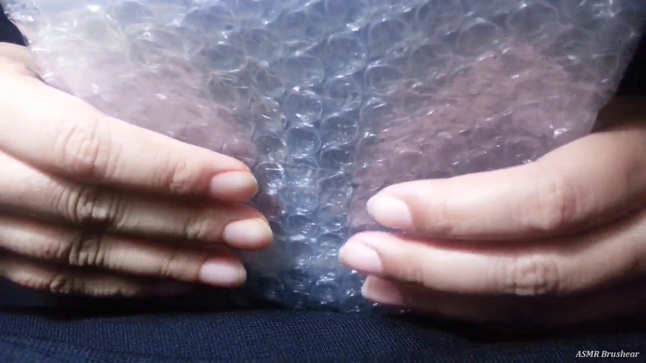 [ASMR] Wrapping Bubble Wrap over the Mic - Crinkle Overload - YouTube