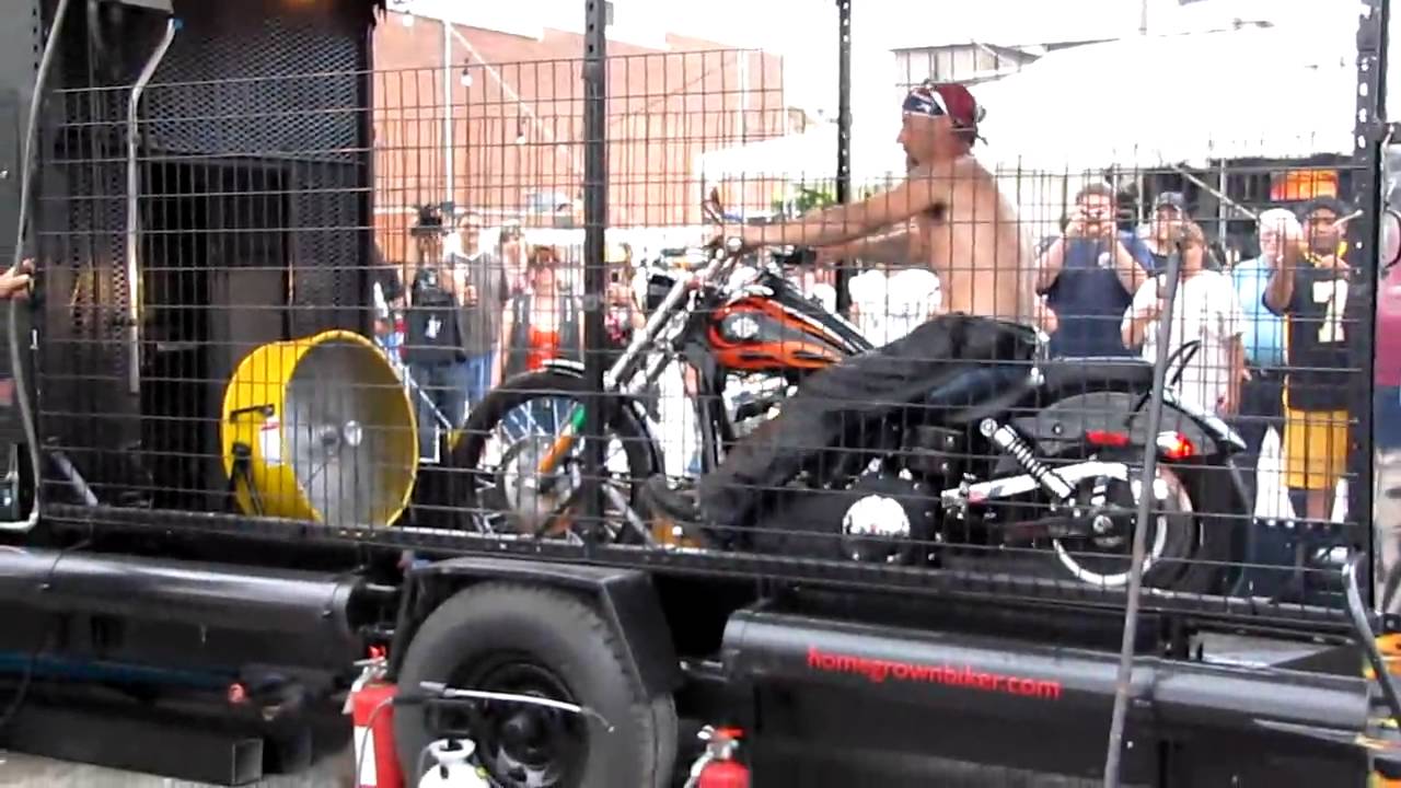 SANDUSKY OHIO BIKE WEEK 2010 RAGE IN THE CAGE - YouTube