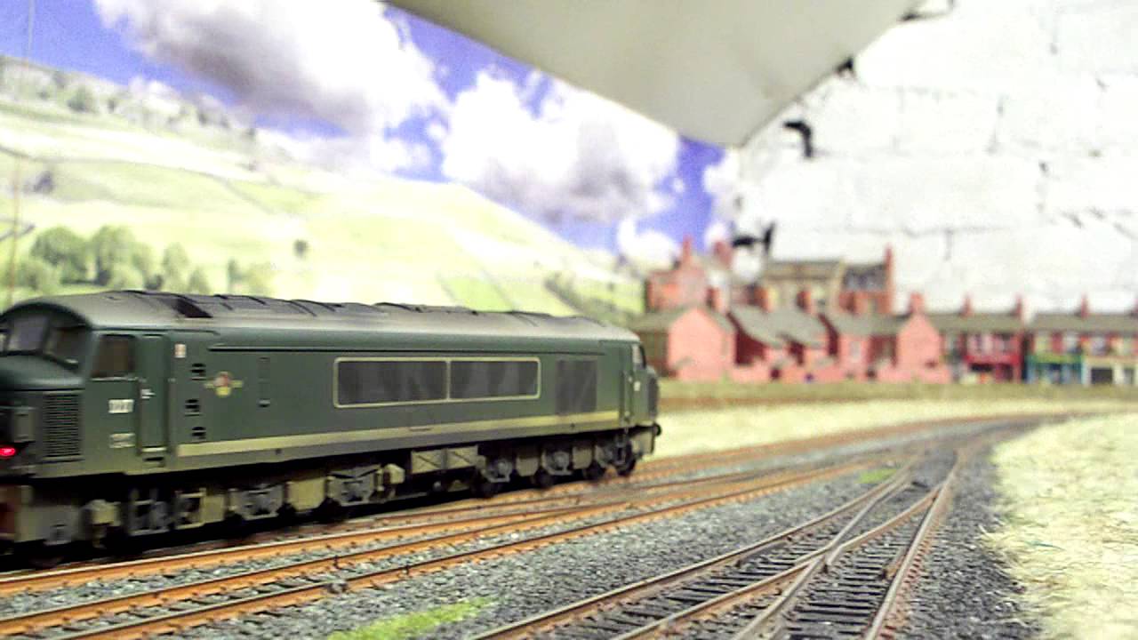 Bachmann DCC Sound Class 45 D27 - YouTube