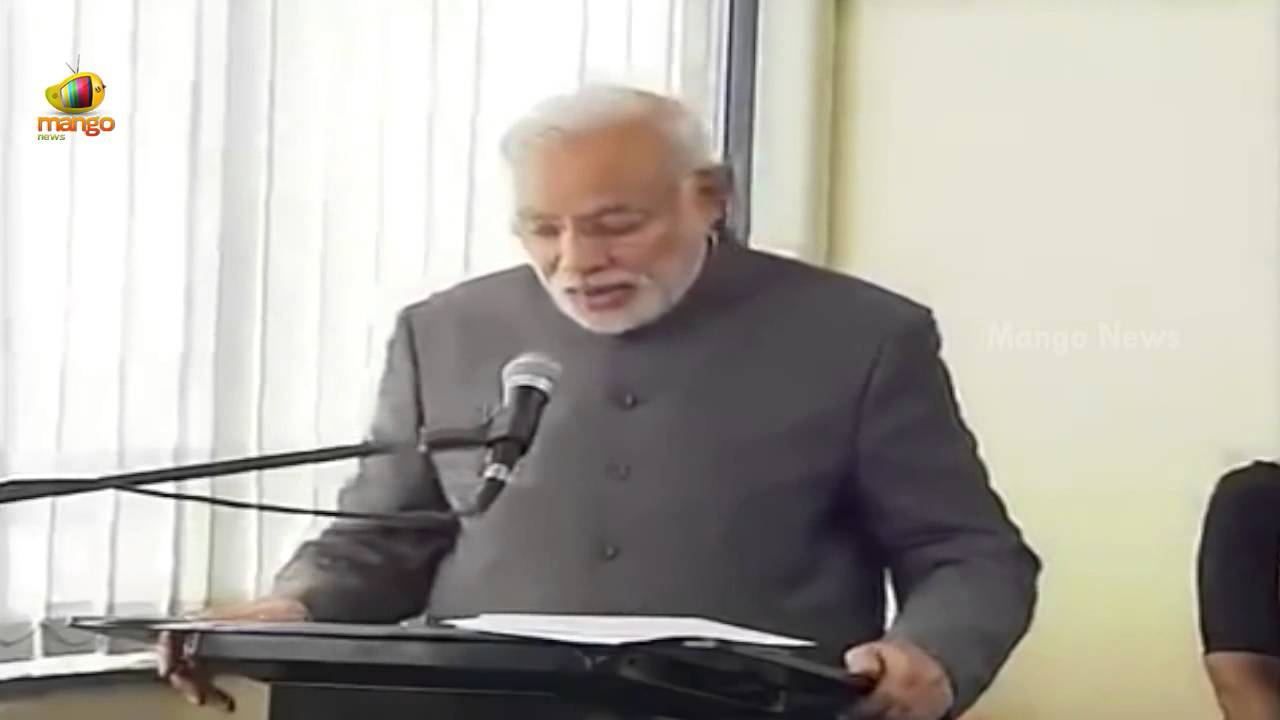 Narendra Modi and Fiji PM Frank Bainimarama joint press conference ...
