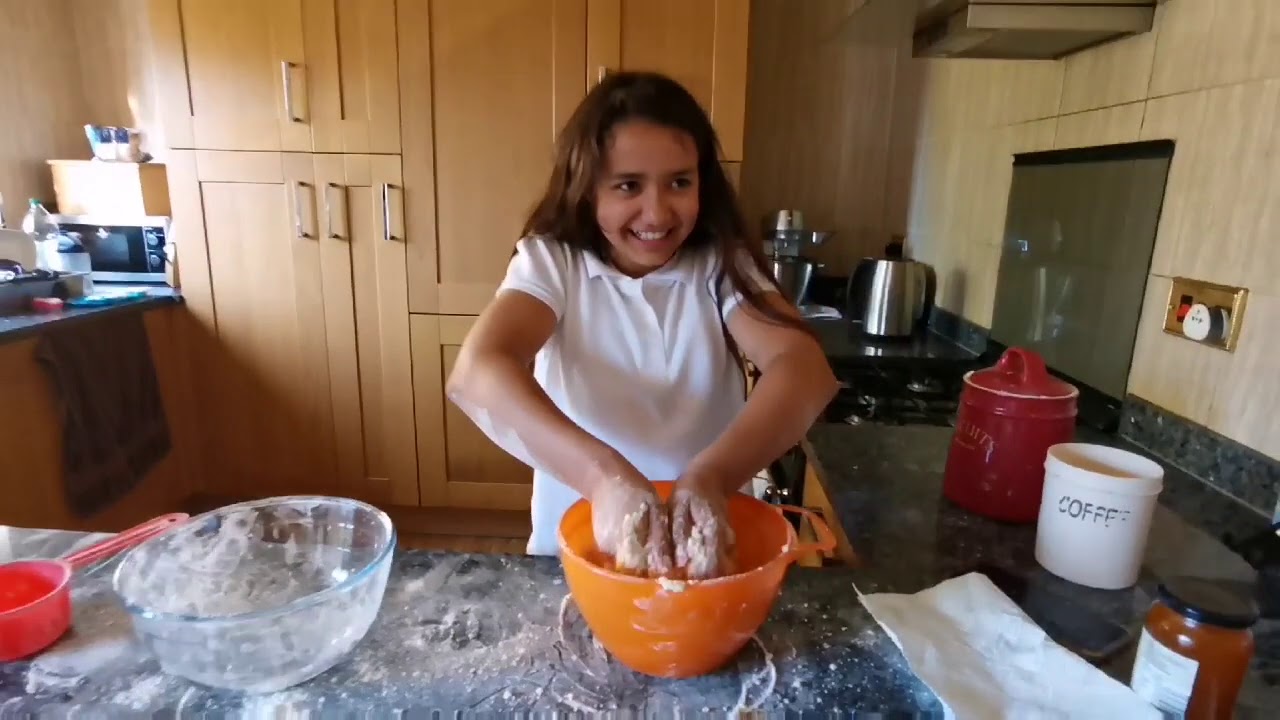 Cooking Jam tarte with Catlin-Maya🥰 & work out (gym) - YouTube