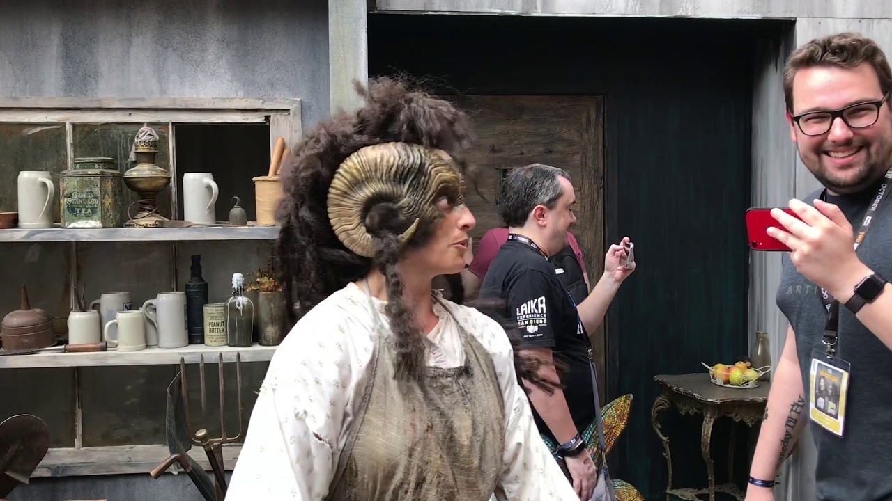SDCC: Amazon Prime's Carnival Row interactive activation - YouTube
