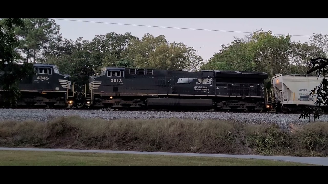 NS 154 Mixed Freight Taylors, SC w/ACe leader and 2 mid-train DPUs - YouTube
