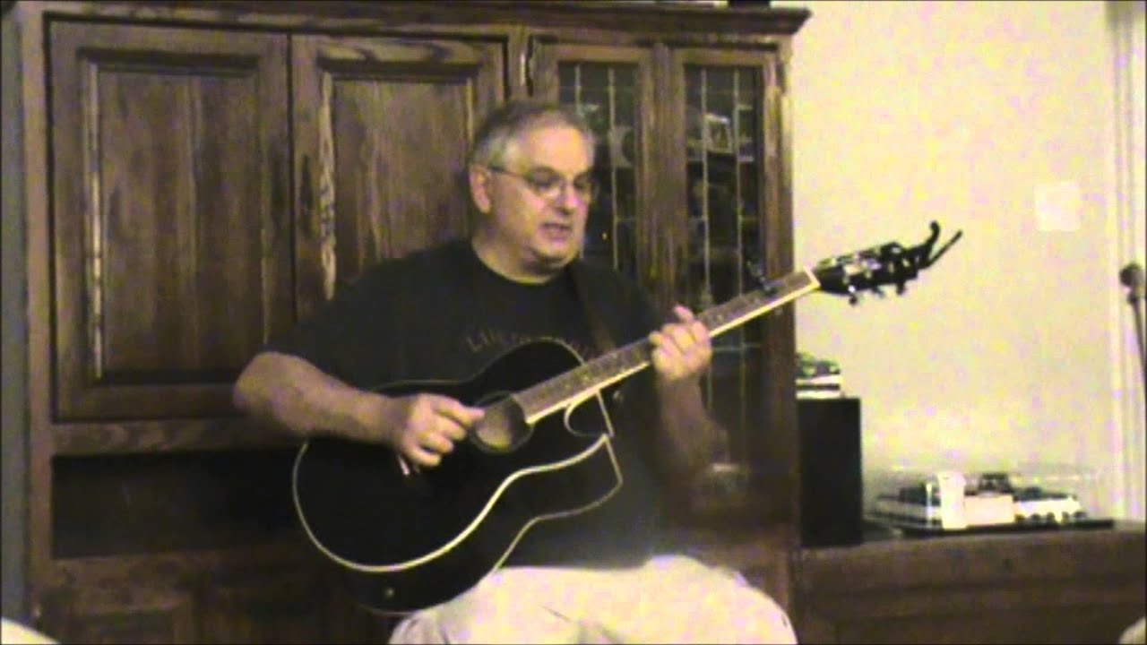 Mike Becker sings "The Words of a Grateful Nation" - YouTube