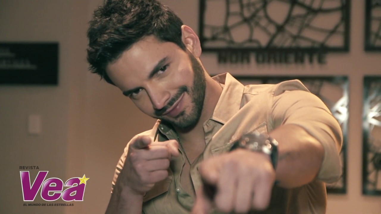 Detrás de cámaras Sebastián Carvajal 🔥 | Revista Vea - YouTube