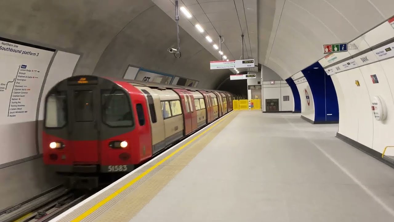 Northern line 1995TS Arrival into New Bank Southbound Platform - YouTube