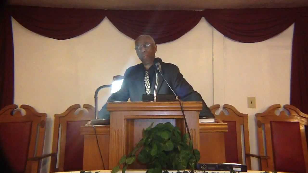 BISHOP ERNEST DEAN: GOD IS WITH US. - YouTube