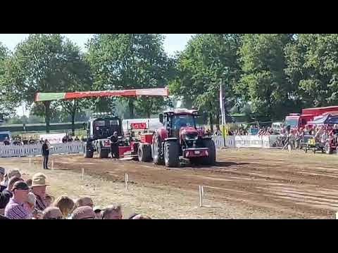 Mercedes Benz Zetros 1833a beim Trecker Treck/ Tractor pulling in Jeddeloh - YouTube