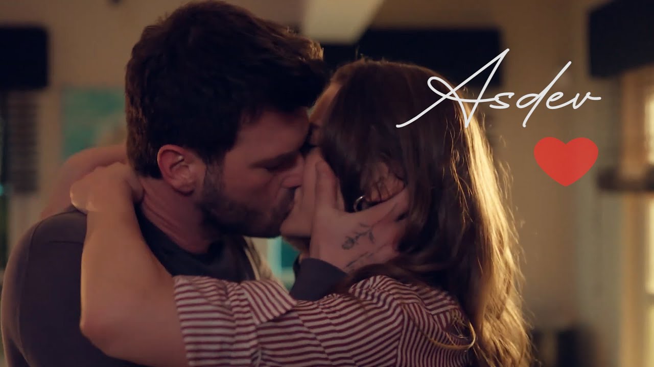 Aslan and Devin Scene - YouTube