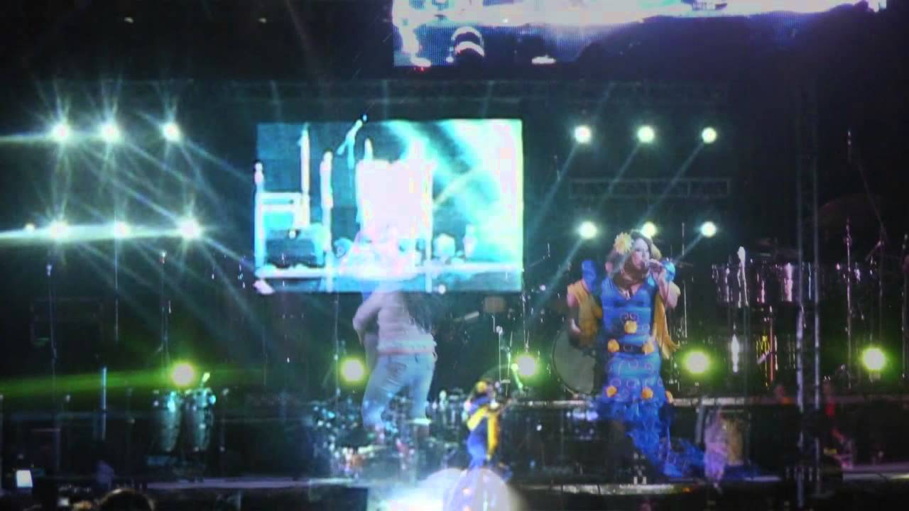 MONICA RENDON EL GRAN TRIBUTO A LA DIVA DE LA BANDA JENNI RIVERA - YouTube