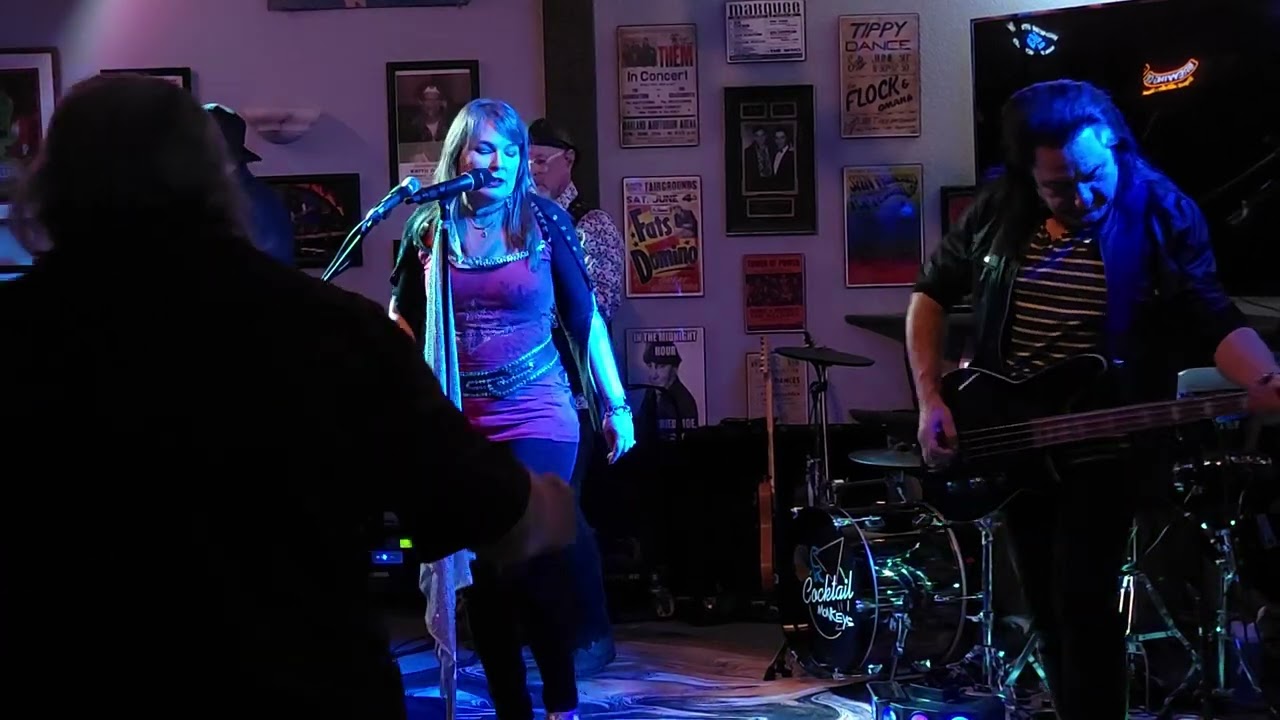 Cocktail Monkeys Band at The Main Street Brewery Pleasanton Ca 2022/02 ...