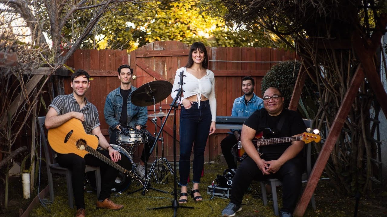 Stephanie James - "Throw Me a Rope" 2020 NPR Tiny Desk Contest - YouTube