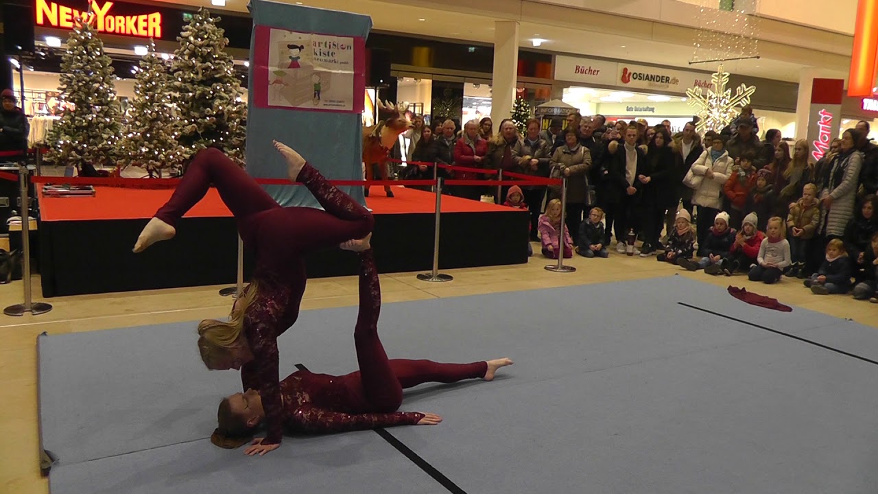 Duo Mita - YouTube
