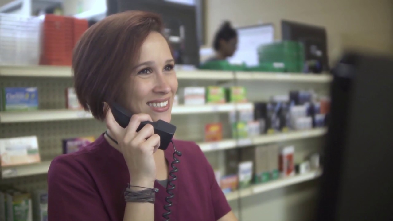 Pharmacy Tech - Day In the Life - YouTube