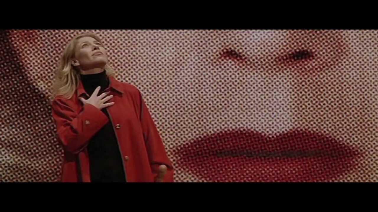 les affiches au cinéma - tout sur ma mère - extrait - YouTube