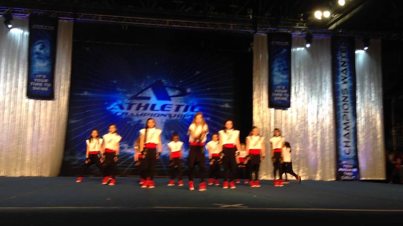 Cheer Legendz Tigerz Athletics 2013 Day 2 - YouTube