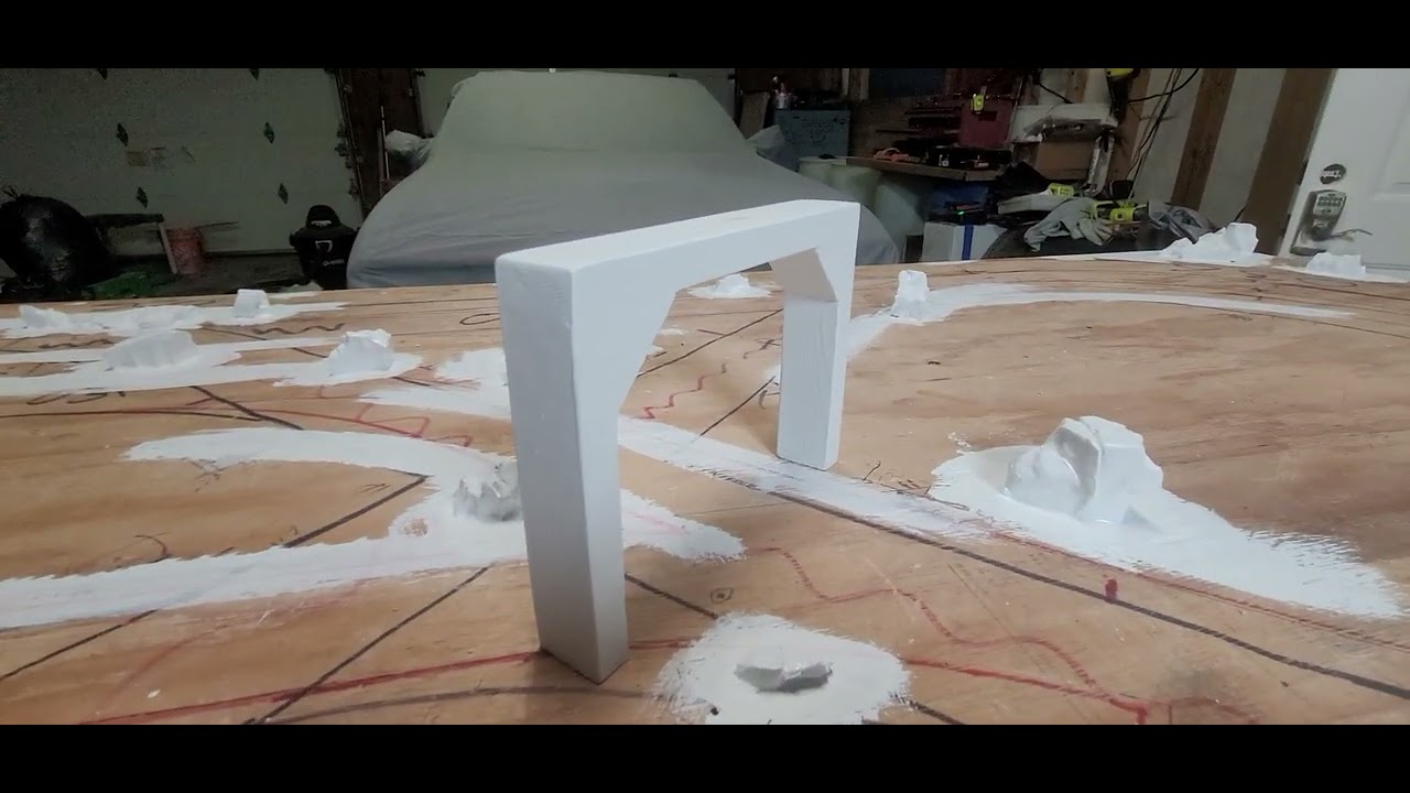 lionel fastrack 4x8 layout - YouTube