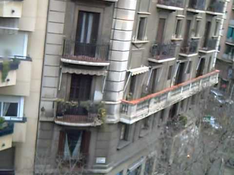 calle rocafort barcelona - YouTube