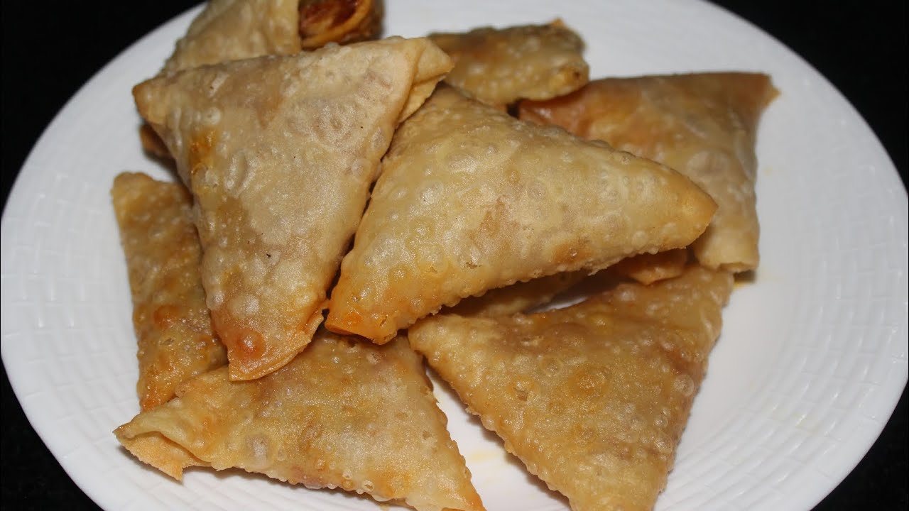 Onion samosa in tamil/Samosa recipe in Tamil - YouTube