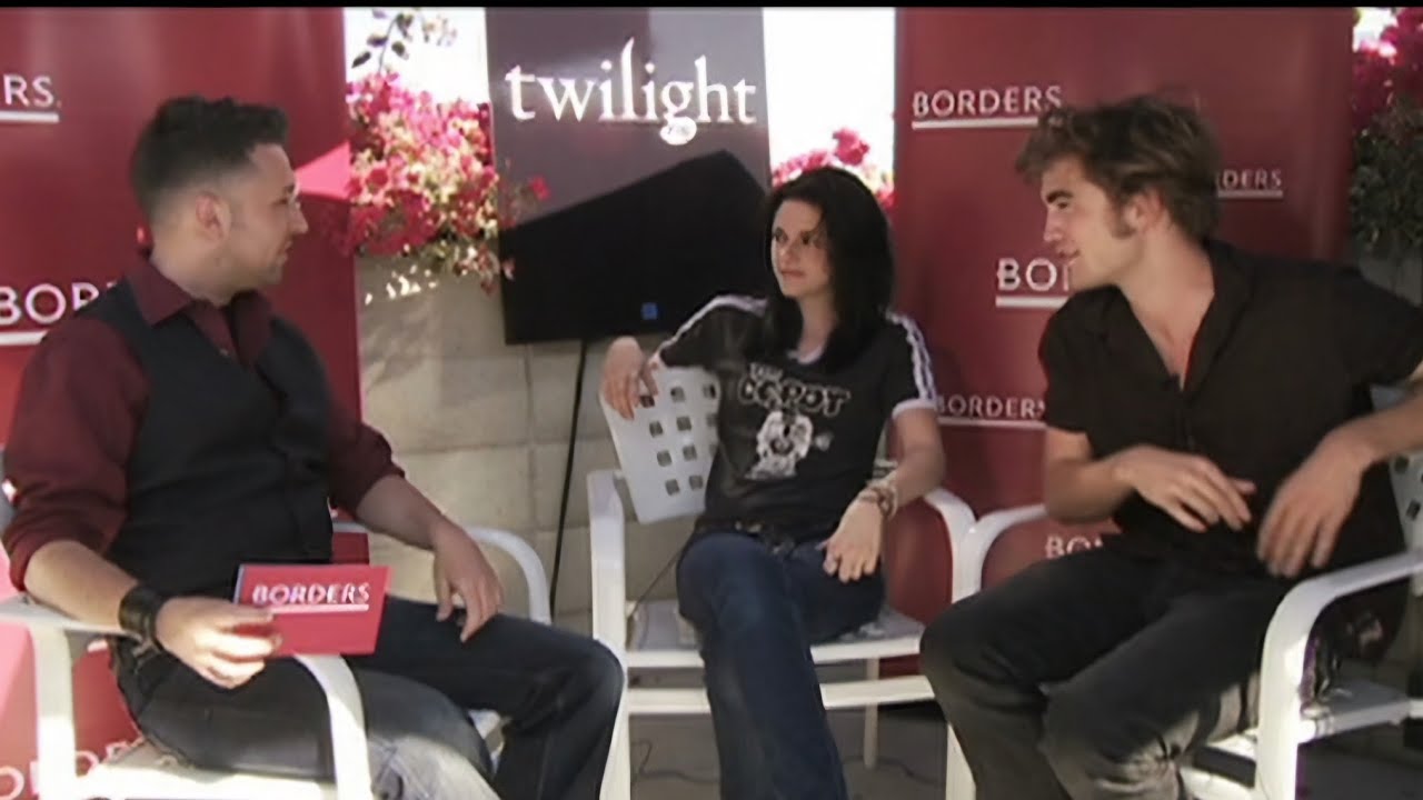 Robert Pattinson and Kristen Stewart - Twilight Interview (2009) - YouTube