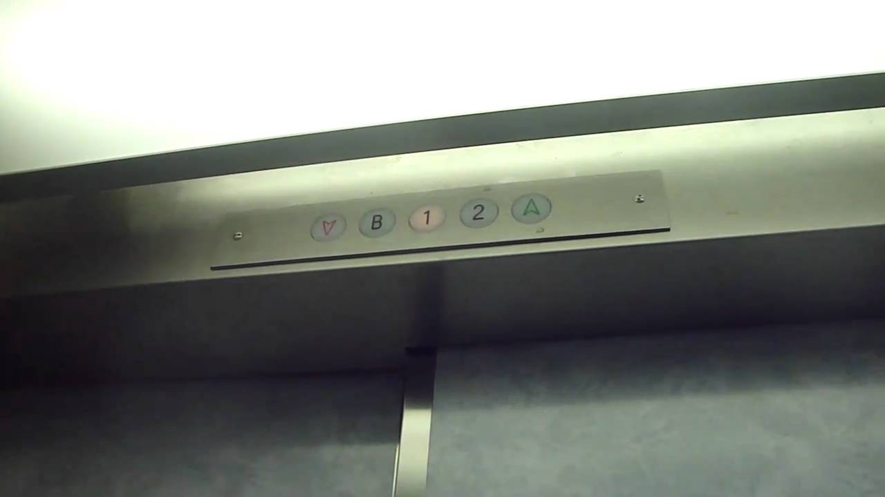 Seaberg Hydraulic Elevator #2 @ 30 Hempstead Ave., Rockville Centre, NY ...