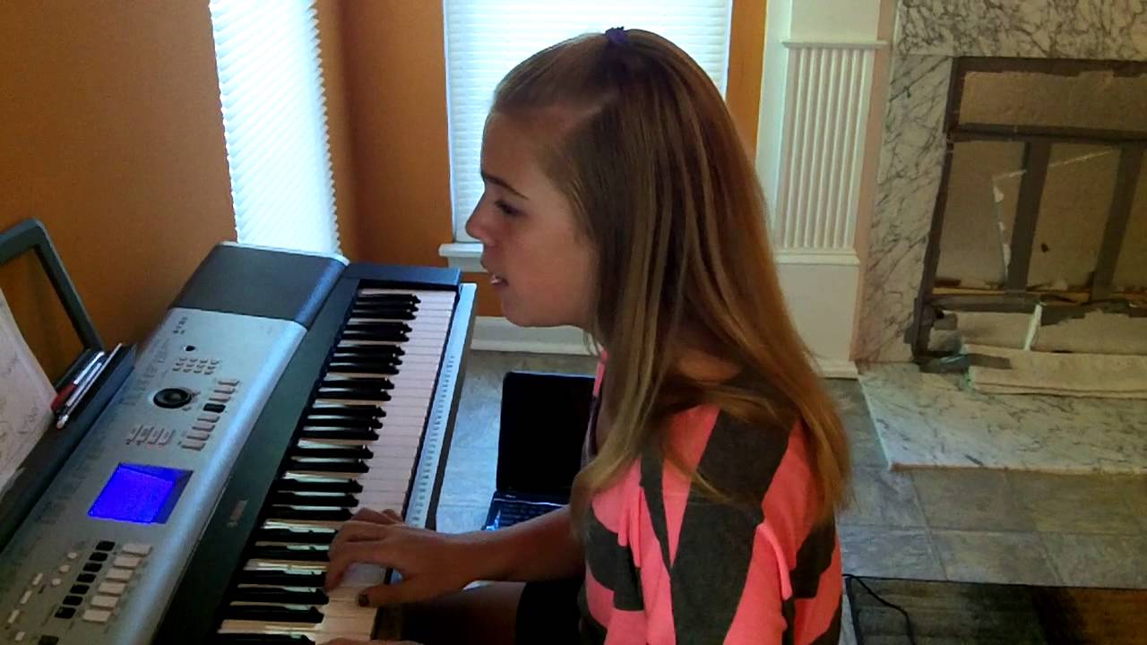 Ashley Covington singing/playing I'll Be by Edwin McCain - YouTube