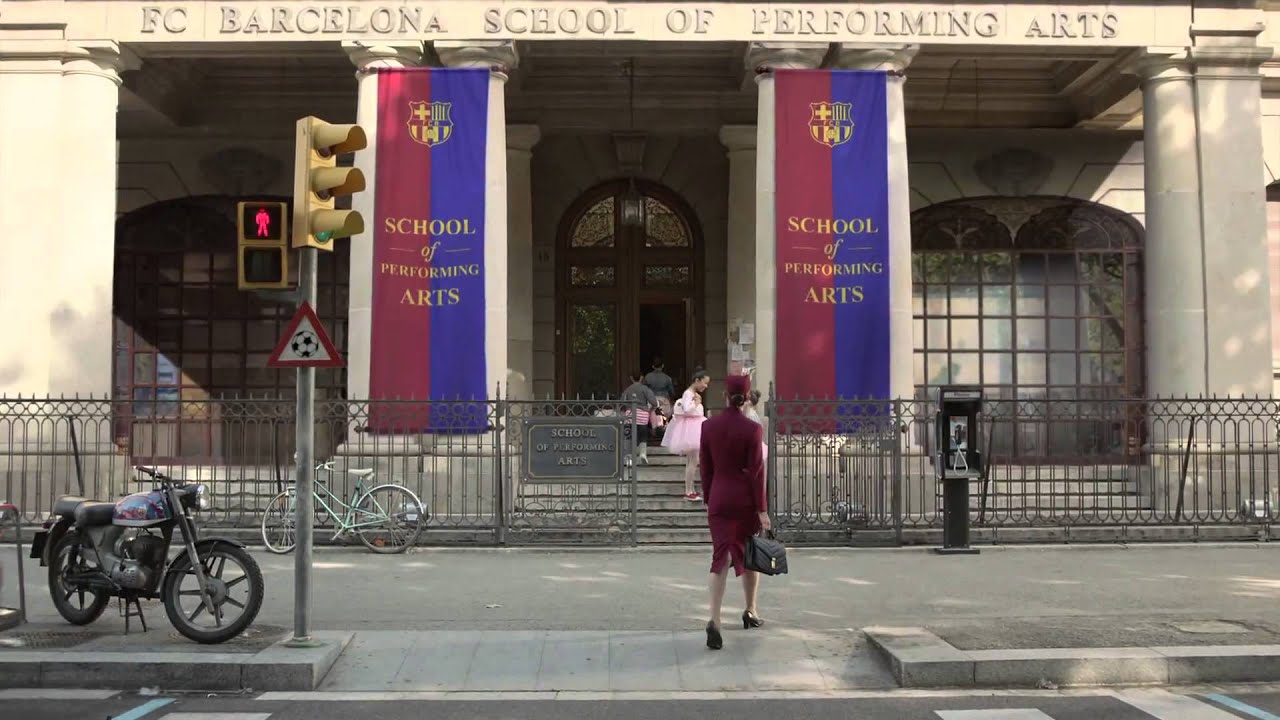 Spot: FC Barcelona and Qatar Airways // Anuncio del Barcelona y Qatar ...