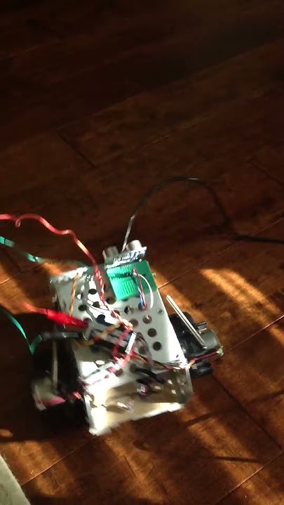 Arduino Robot with Roomba Wheels - YouTube