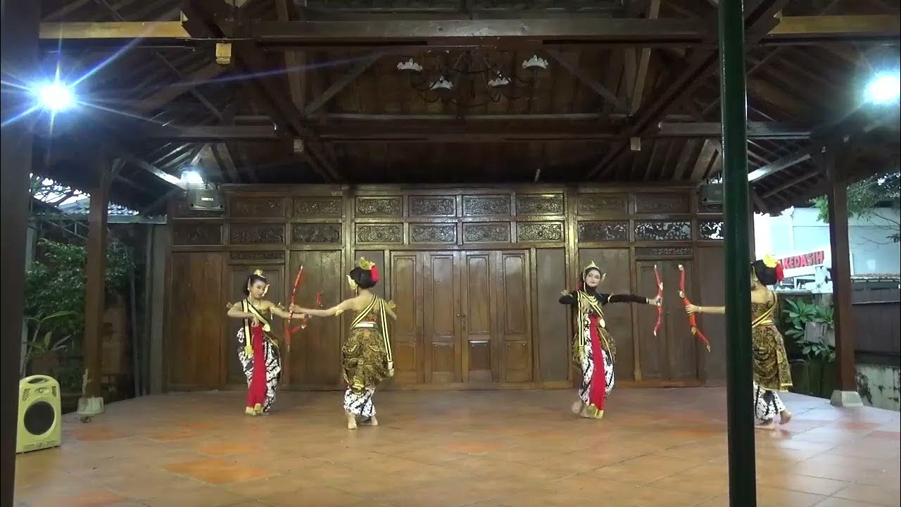 Tari (2) sekar yudhaningrum 2 - YouTube