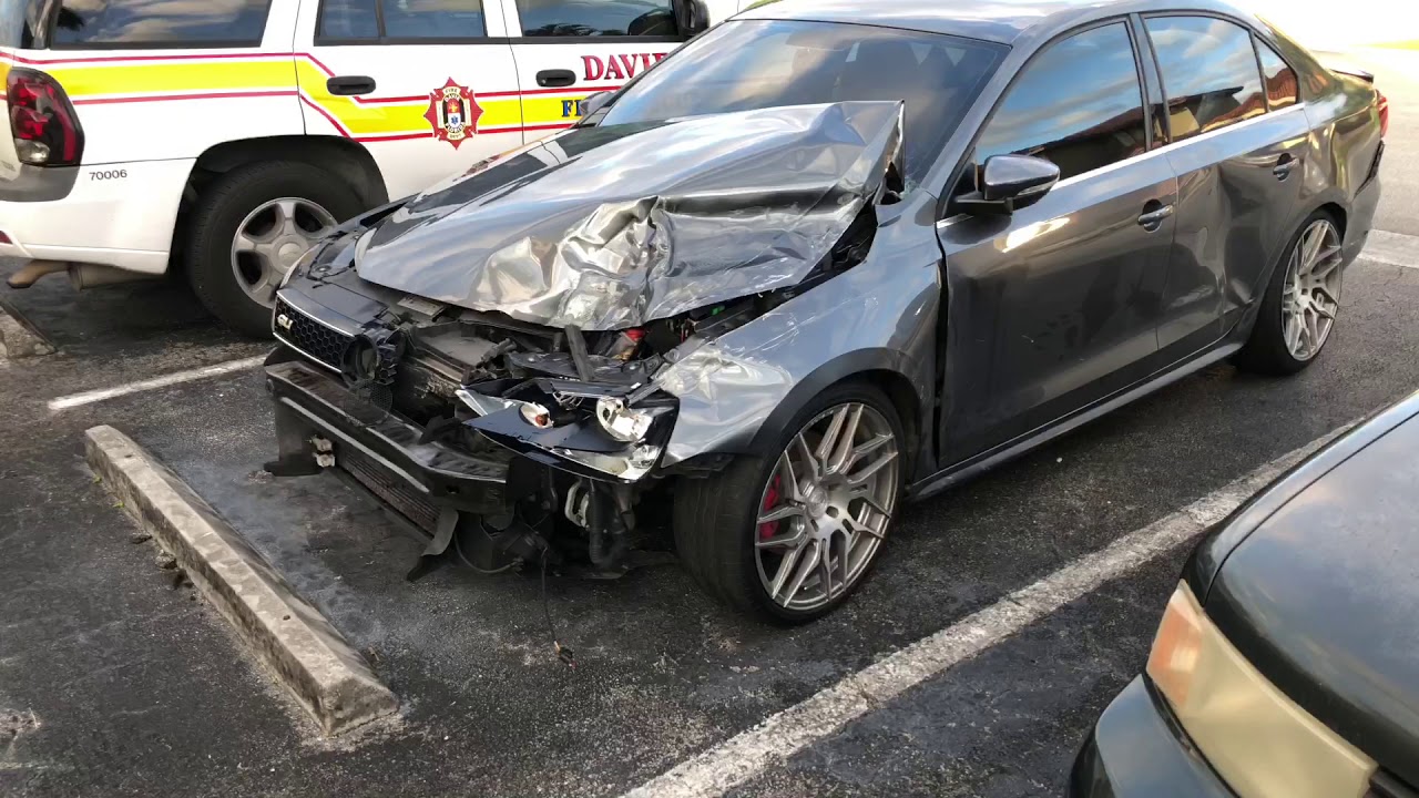 I CRASHED THE JETTA ! - YouTube