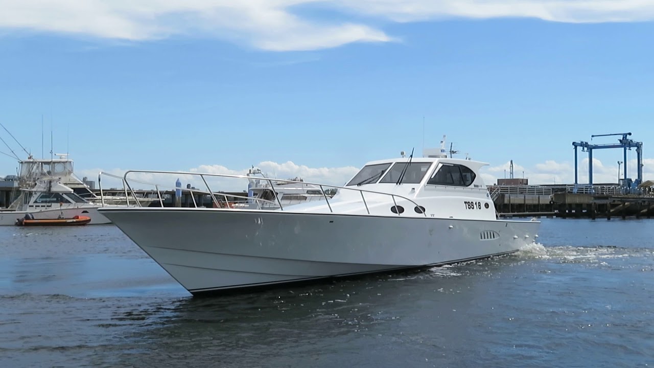 SS BOAT18m - YouTube