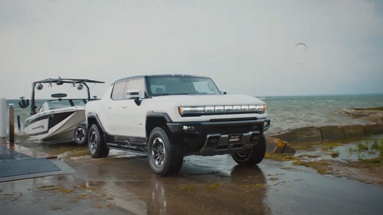 HUMMER EV Towing a Boat 2023 - YouTube