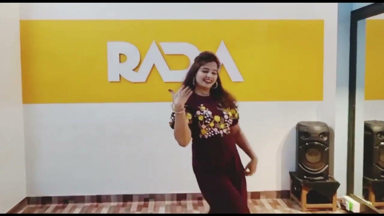 Hawa Hawaii | Sridevi song |Retro Bollywood | Muskan Dance Studio - YouTube