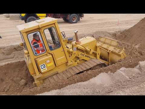 Caterpillar 941B track loader at Higro show Harderwijk 2023 - YouTube