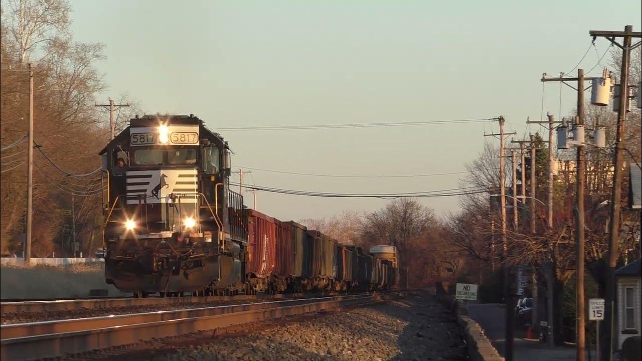 NS 5817 leads C28 solo at Haysville, PA - YouTube