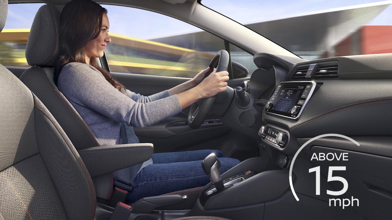 2021 Nissan Versa - Automatic Door Locks - YouTube