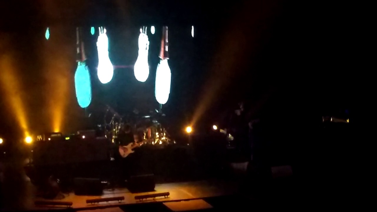 Primus Chile Bob - YouTube