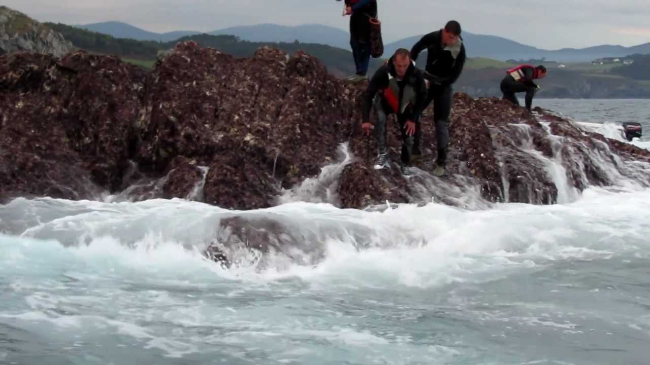 PESCA DE PERCEBES EN LA SOBREISLA 069 - YouTube