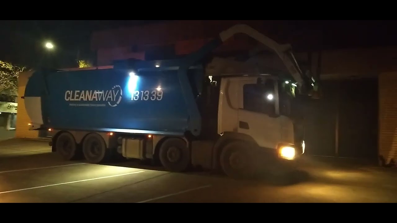 Cleanaway 602 doing a skip bin - YouTube