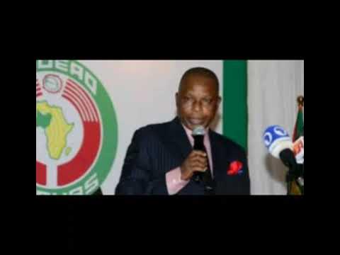 Edo State Drama: Federal Government Declares Suspension of 18 LGA Chairmen Illegal - YouTube