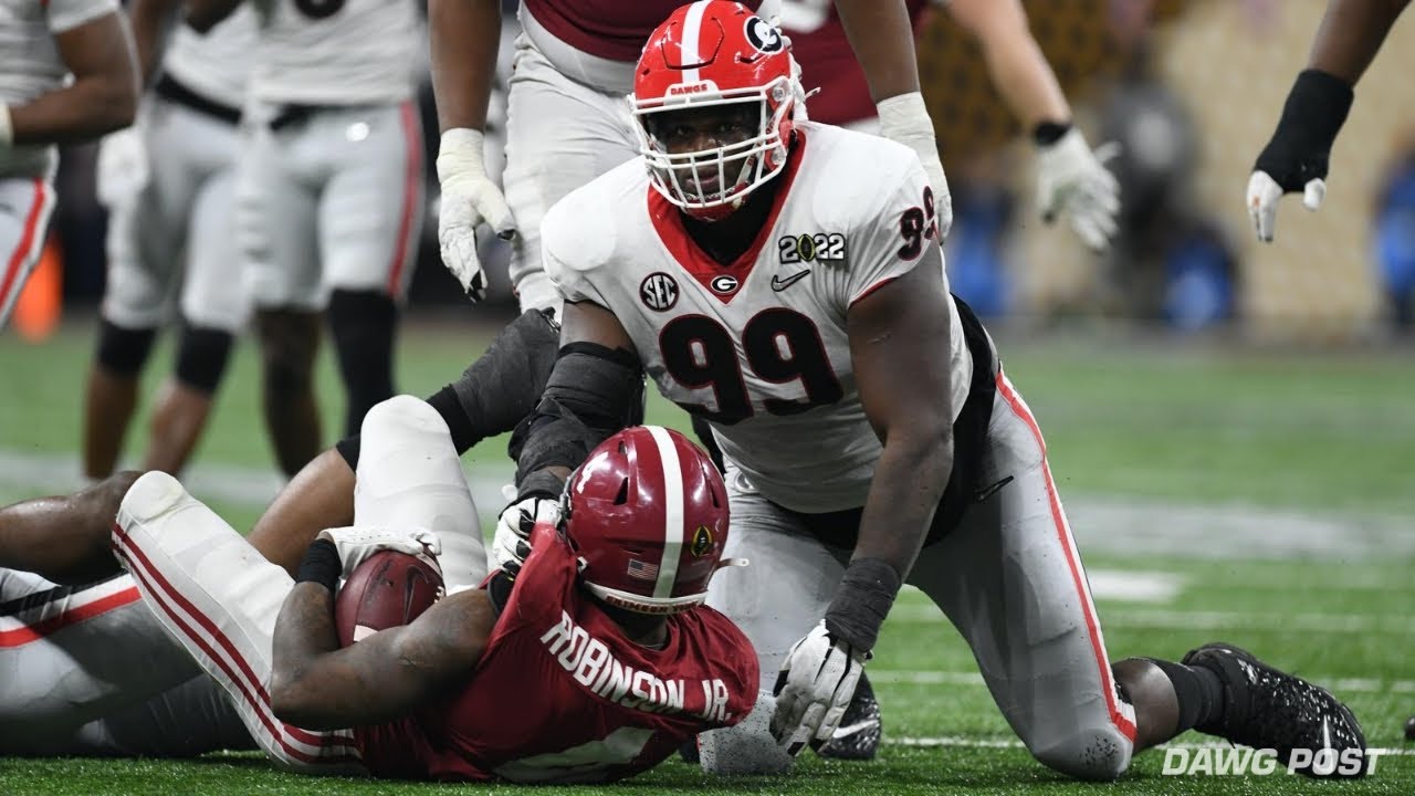 Jordan Davis Says Goodbye to UGA in Touching Post - YouTube